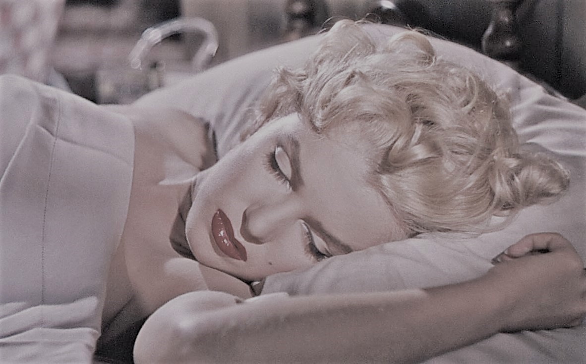 Rise to Stardom – Marilyn From The 22nd Row